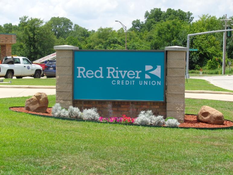 Monument Signs | Hightech Signs